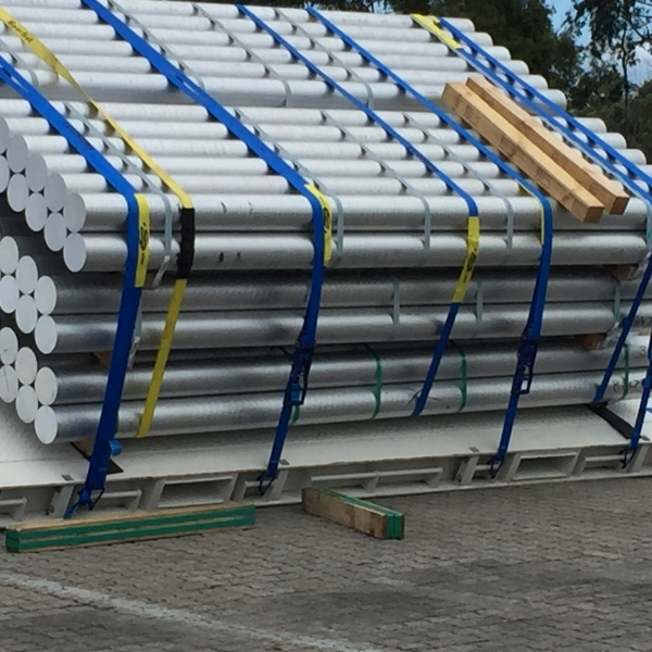 Best Practice for Strapping Heavy Loads